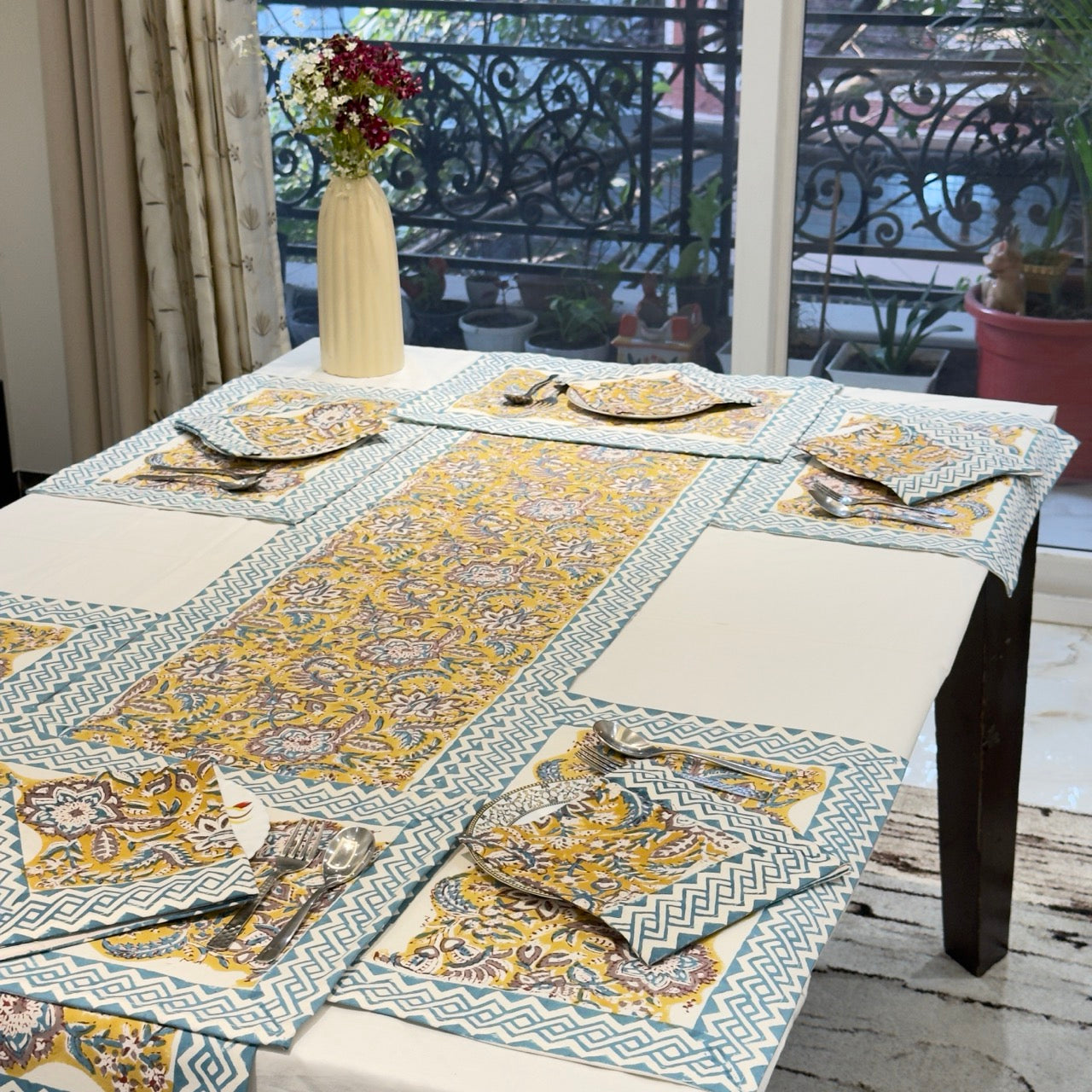 Royal Mughal Floral Handblocked Cotton Table Runner Set | 13-Piece – Maeri